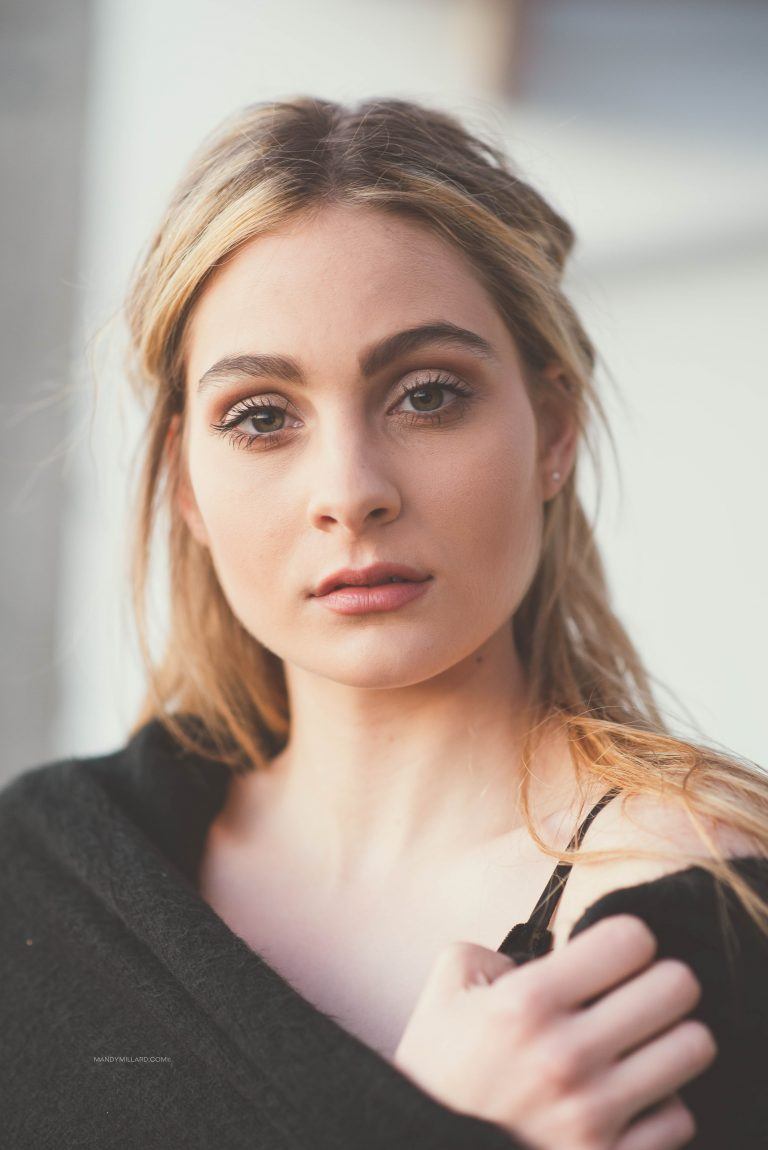 MODEL PORTFOLIO AMY BOLTON - Mandy Millard Photography